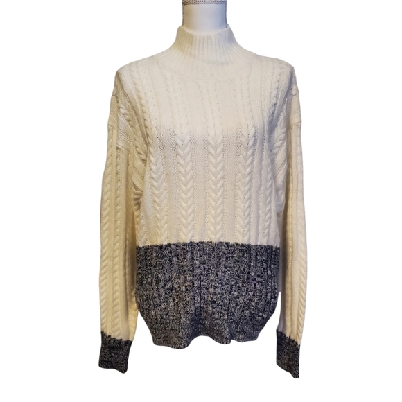 Splendid | Sweaters | New Splendid Gray Cream Color Block Mock Neck ...